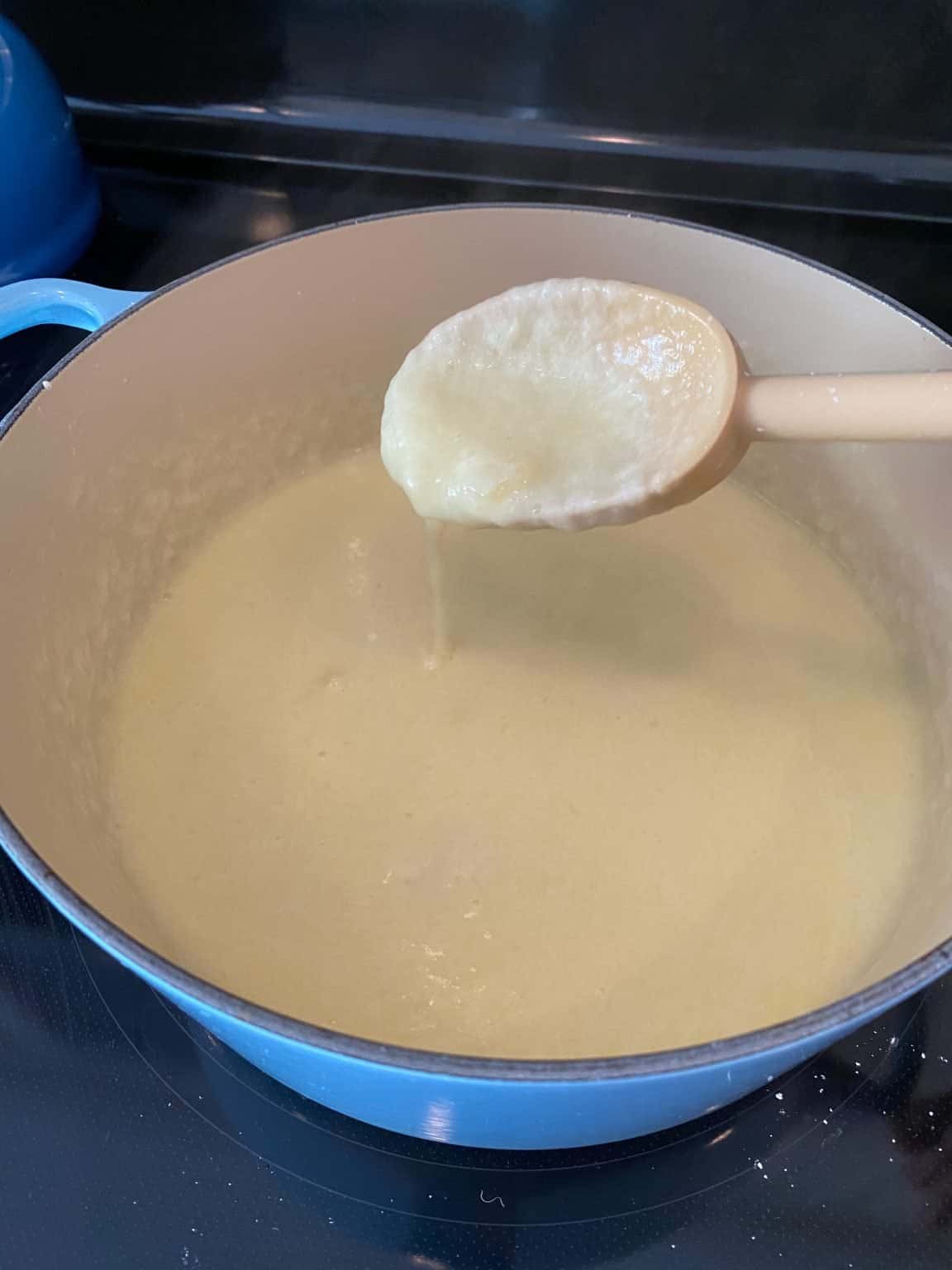 Authentic Swiss Cheese Fondue Le Chef S Wife